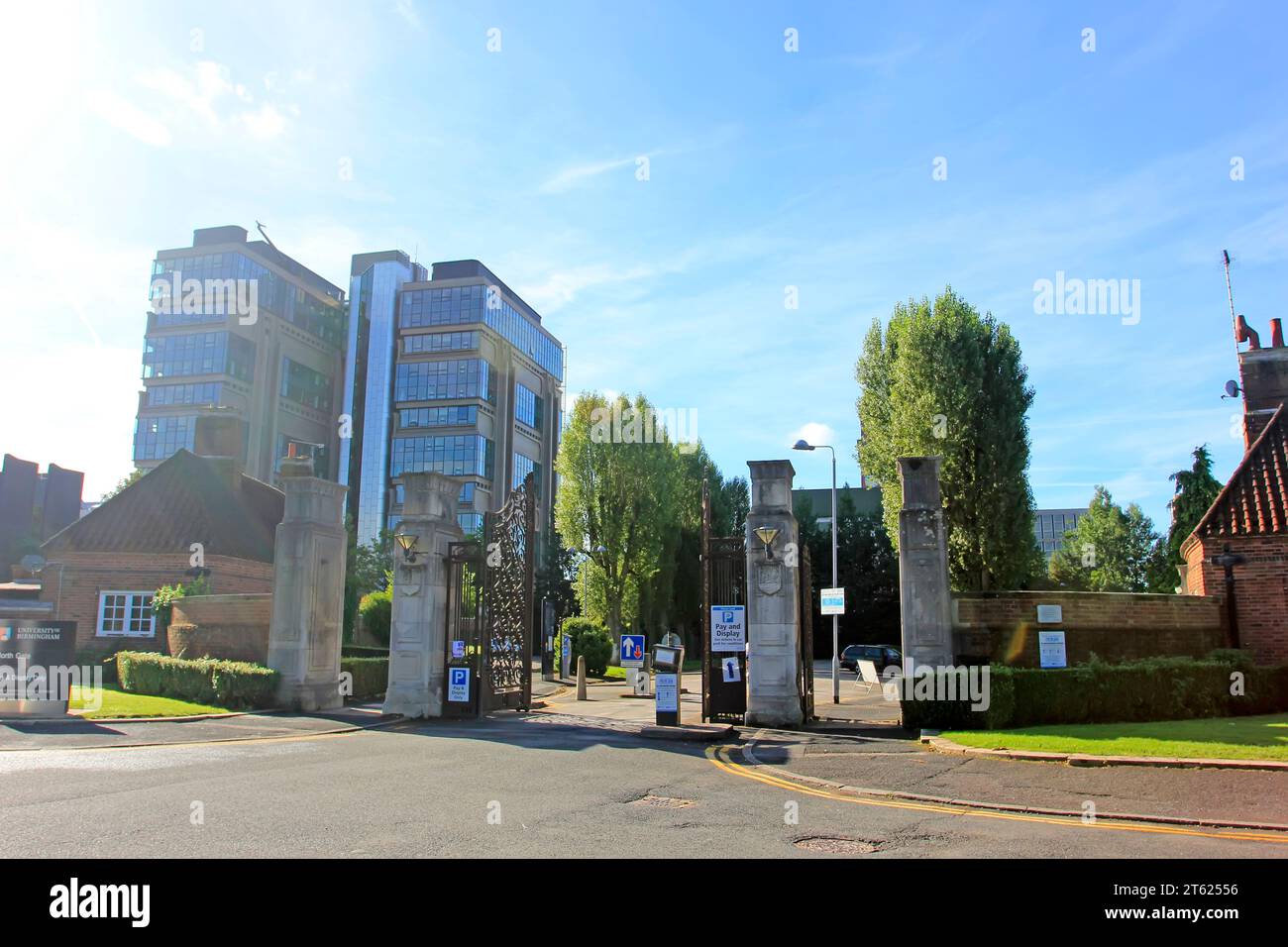 Birmingham university campus hi-res stock photography and images - Alamy