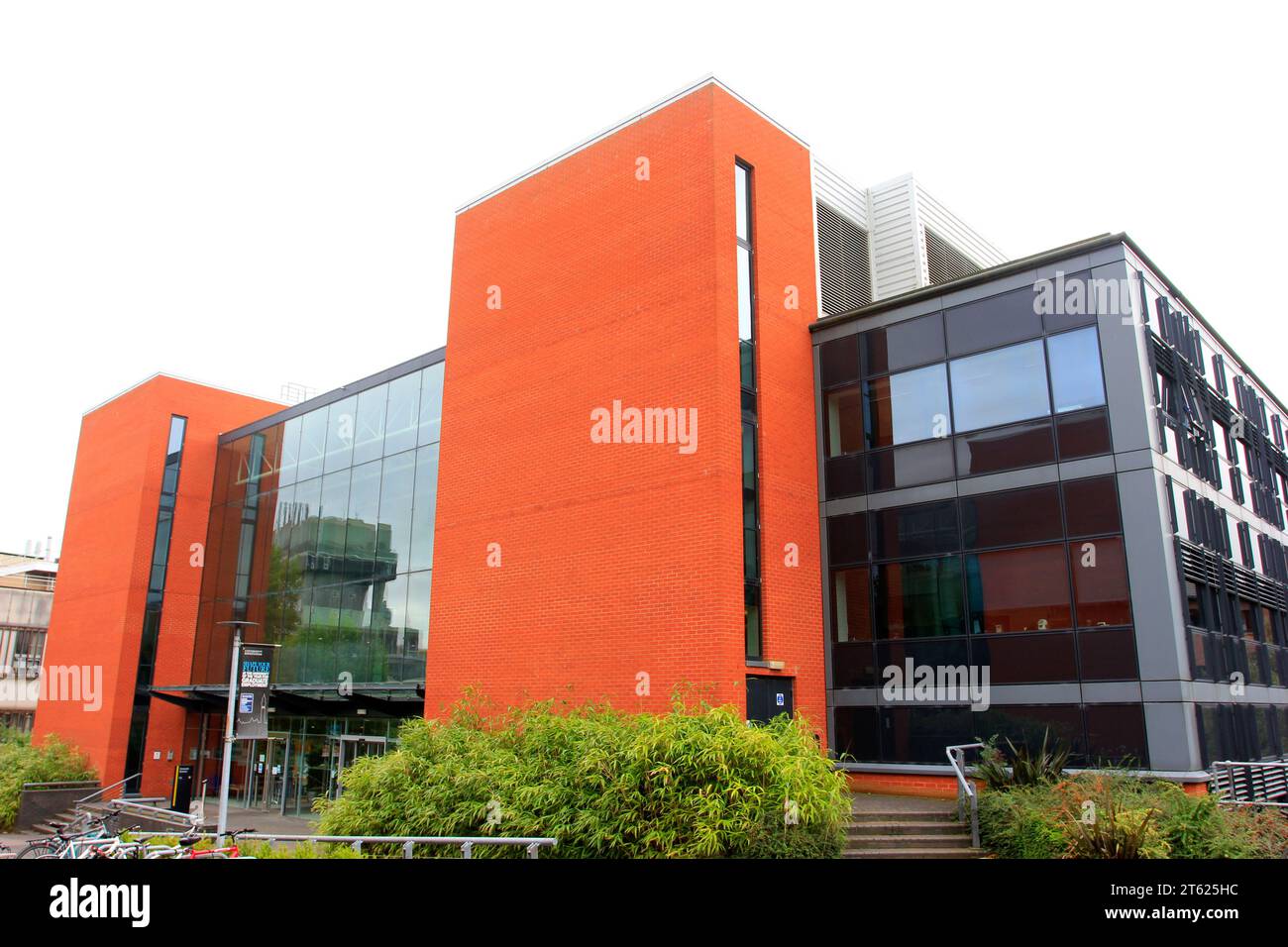 Birmingham university uk science hi-res stock photography and images ...