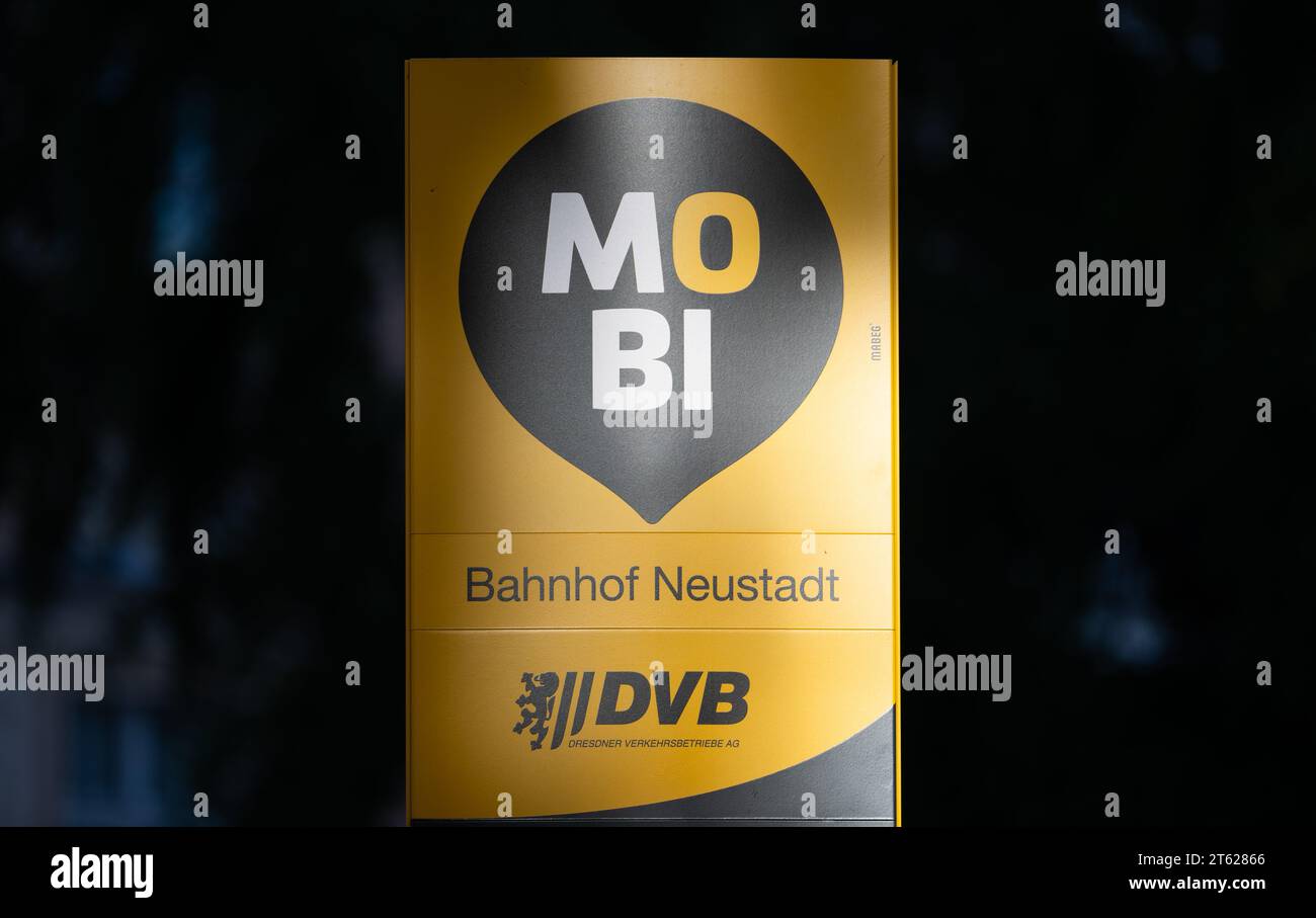 Dresden, Germany. 07th Nov, 2023. A 'Mobi' sign stands outside Neustadt ...