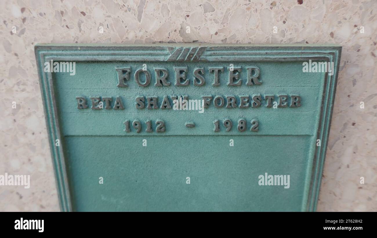 Los Angeles, California, USA 6th November 2023 Actress Reta Shaw Grave ...