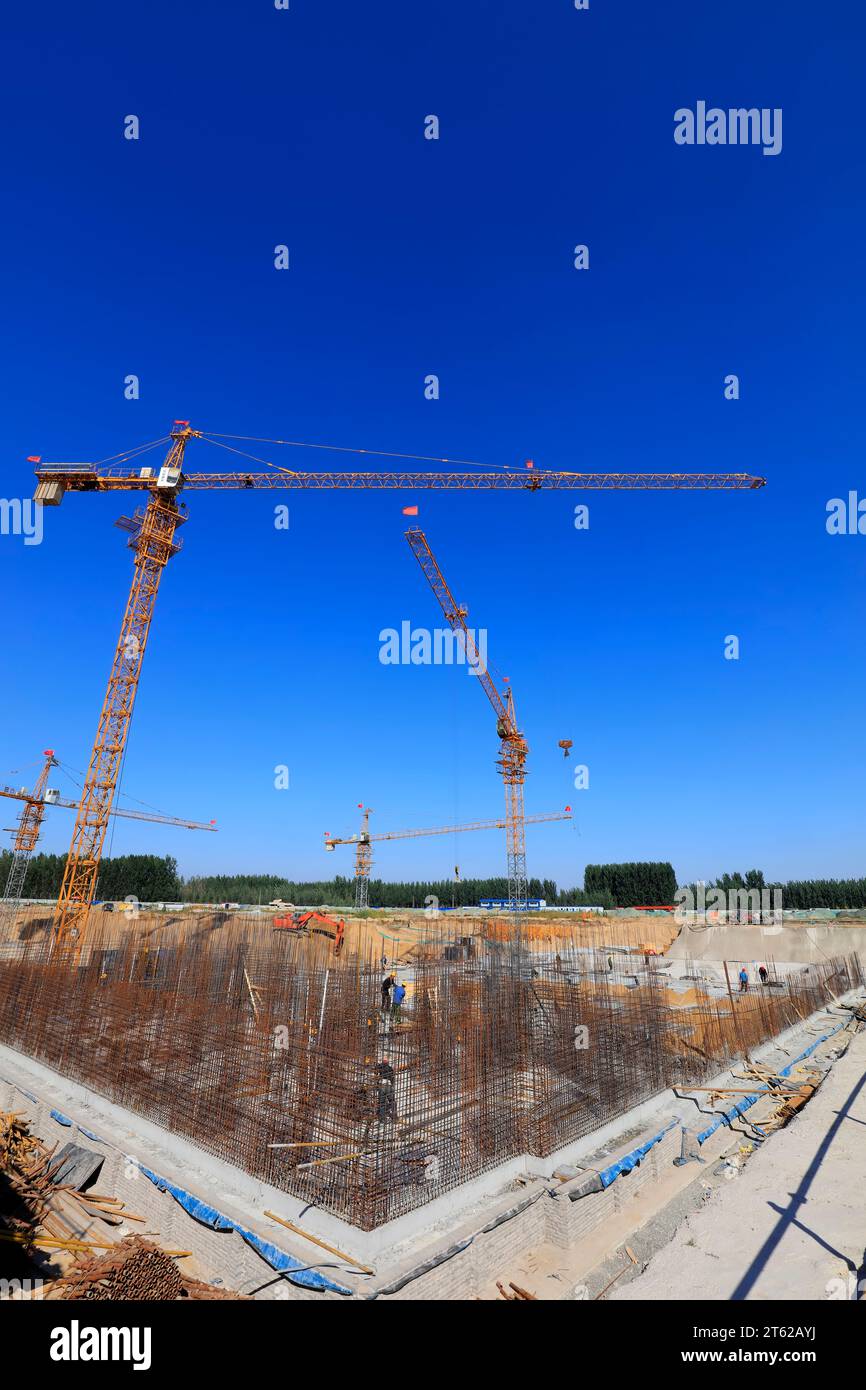 Construction site scene Stock Photo - Alamy