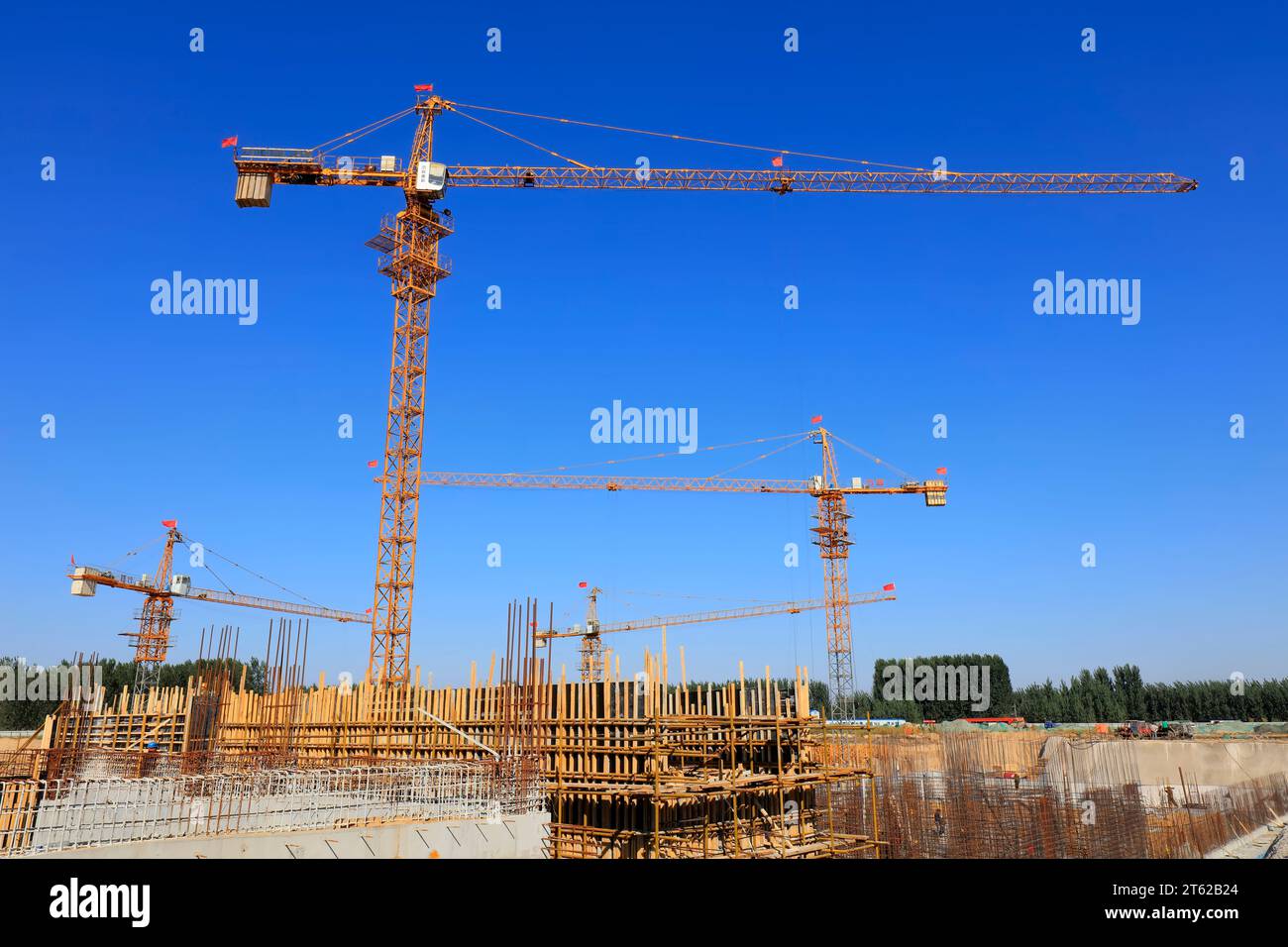 Construction site scene Stock Photo - Alamy