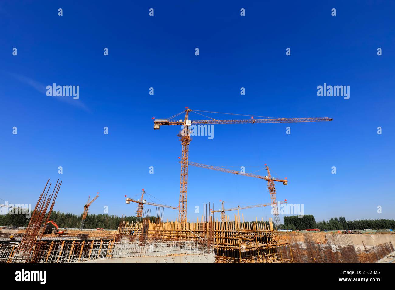 Construction site scene Stock Photo - Alamy