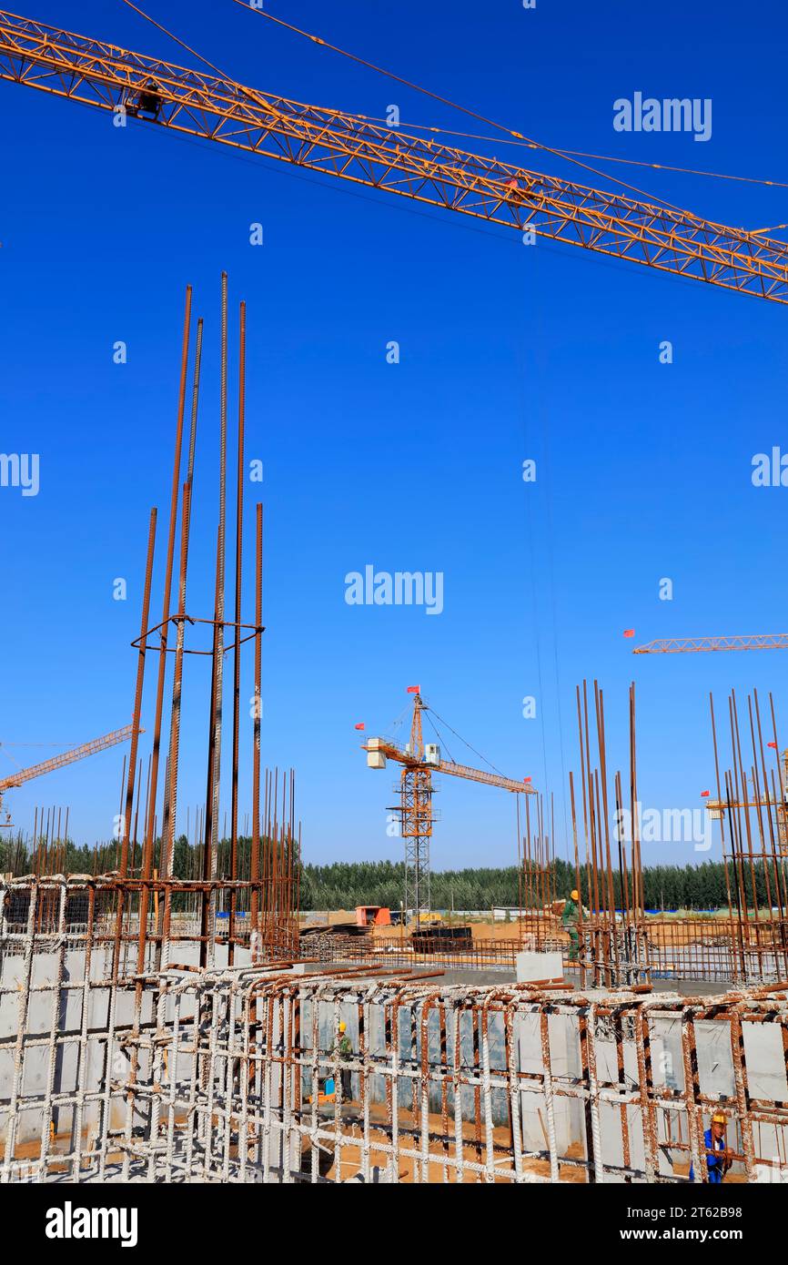 Steel components in the construction site Stock Photo - Alamy