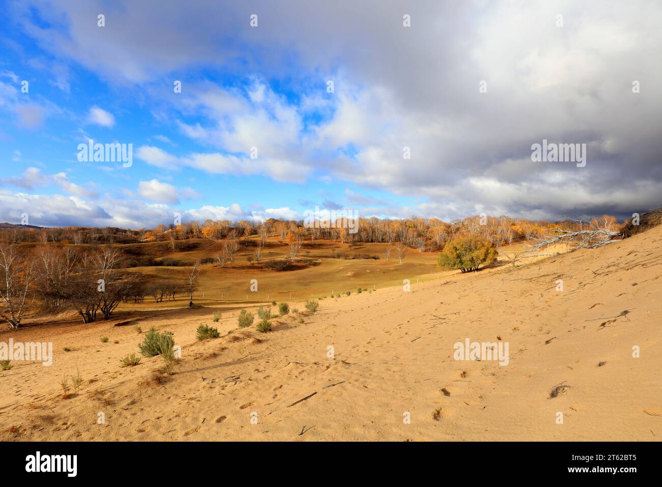 natural scenery of the princess lake of Ulan cloth in Inner Mongolia ...
