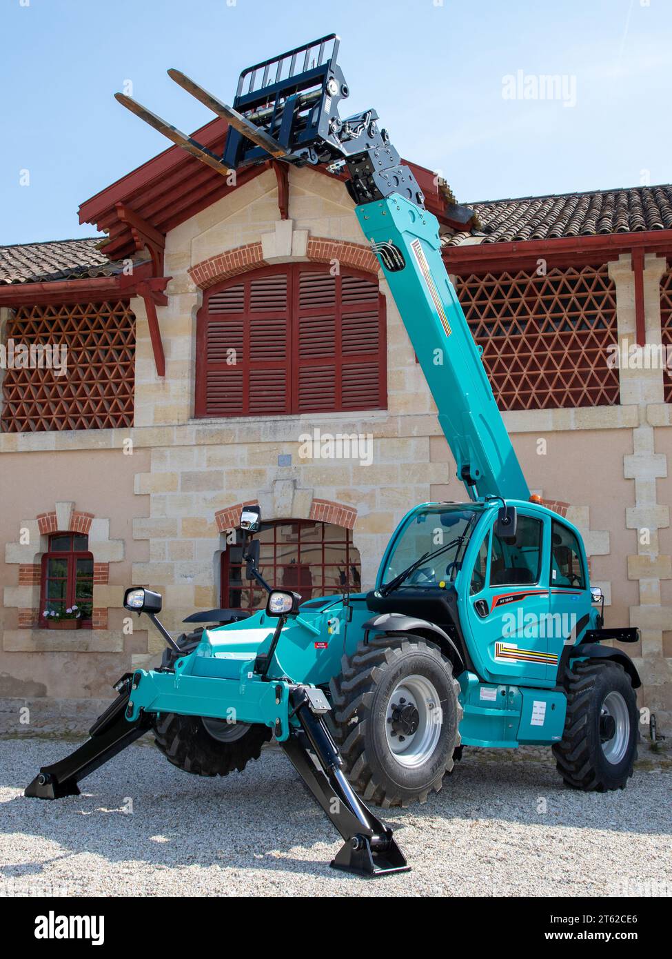 Bordeaux , France - 11 07 2023 : Manitou logo brand and text sign on ...
