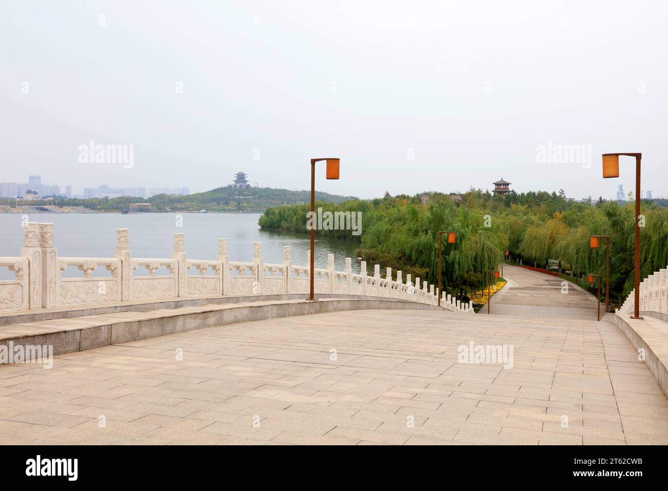 Parapet of stone bridge Stock Photo - Alamy