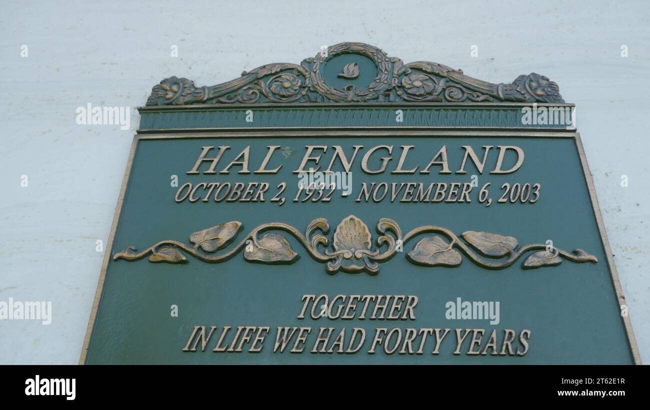 Los Angeles, California, USA 6th November 2023 Hal England Grave in ...