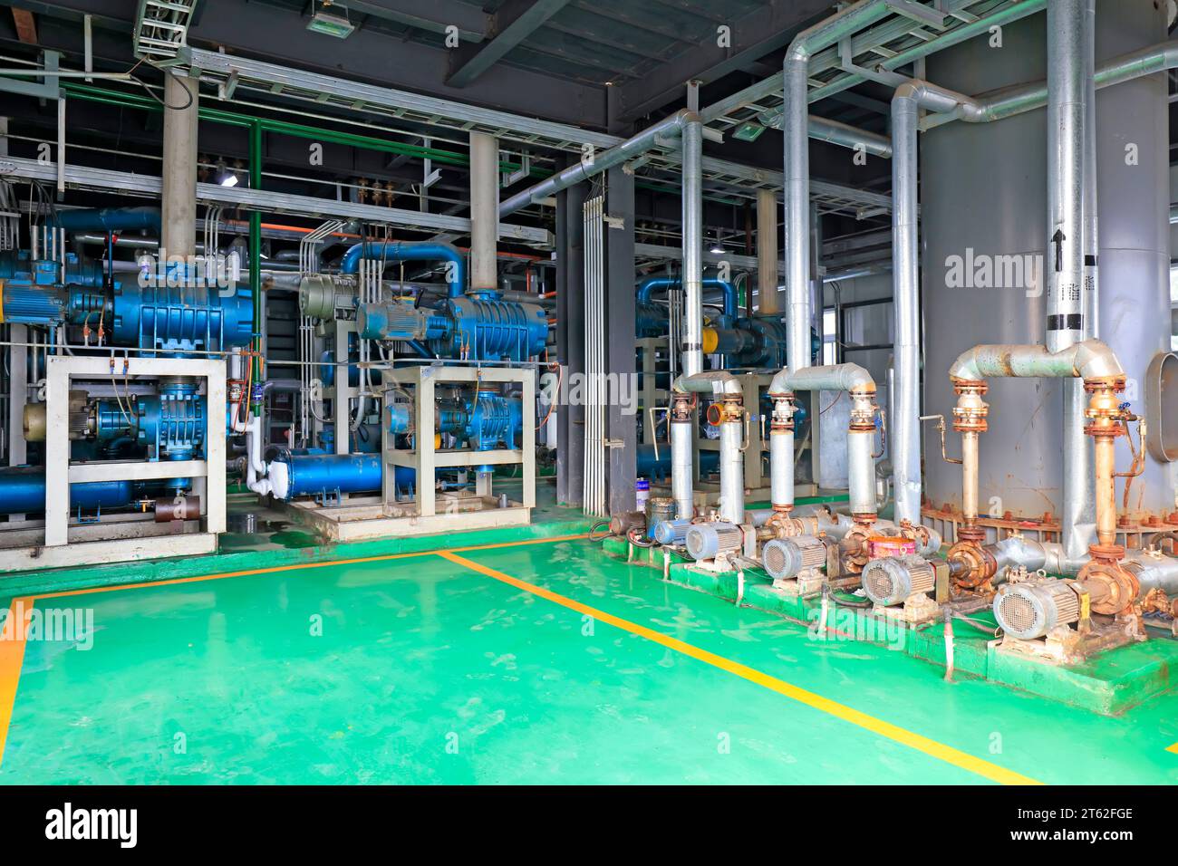 Rectification column hi-res stock photography and images - Alamy