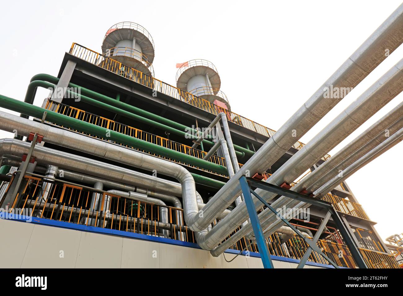 Distillation tower piping distillation tower hi-res stock photography ...