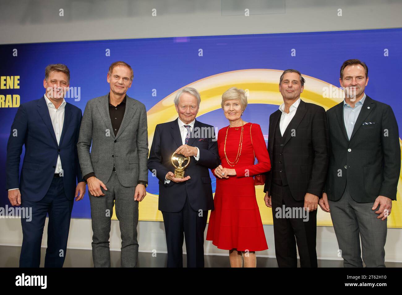 Das Goldene Lenkrad 2023 Gernot Döllner, Oliver Blume, Wolfgang Porsche ...