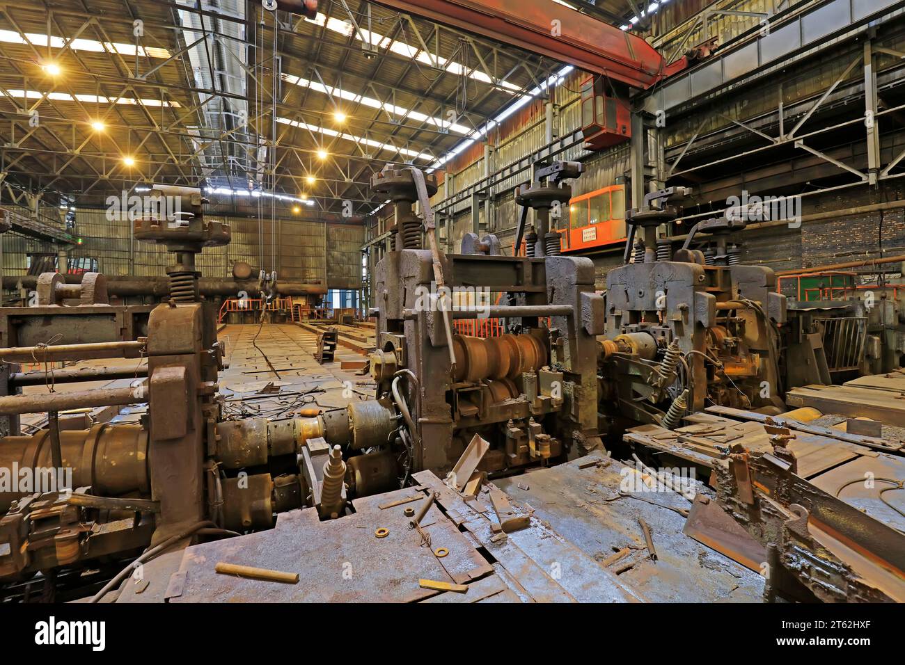 Plant mechanical support hi-res stock photography and images - Alamy