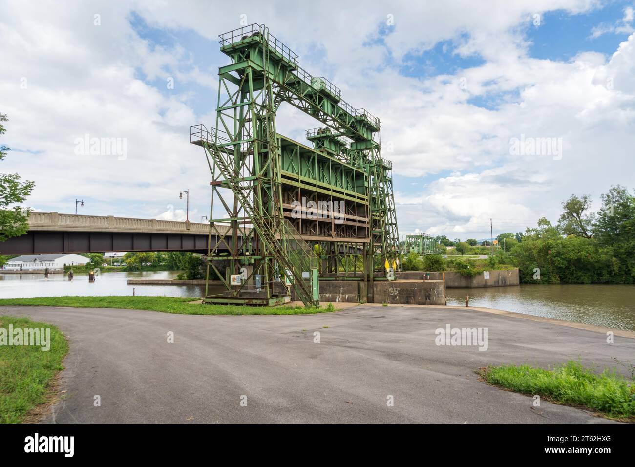 Lock 5 scenery hi-res stock photography and images - Alamy