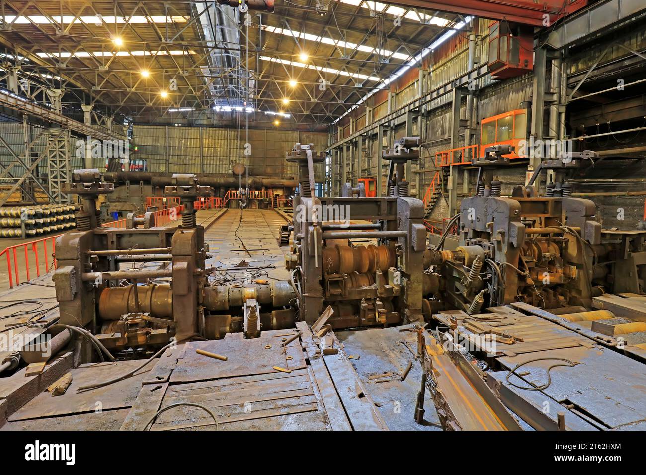 Plant mechanical support hi-res stock photography and images - Alamy