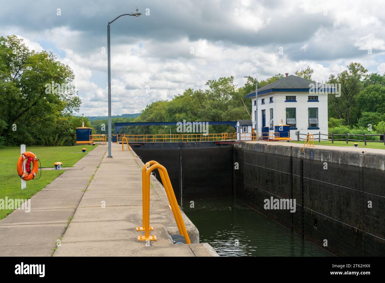 Lock 18 of Enlarged Erie Canal in Mohawk New York Stock Photo - Alamy