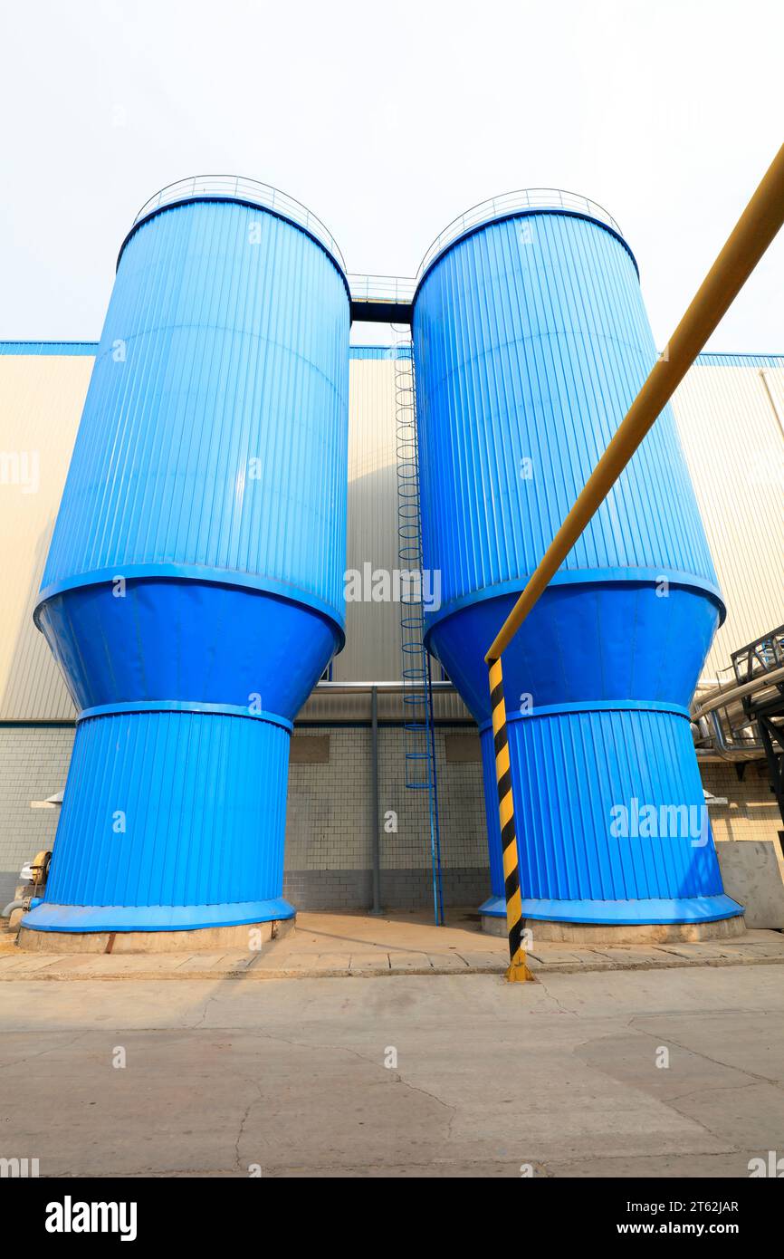 Pulp tower hi-res stock photography and images - Alamy