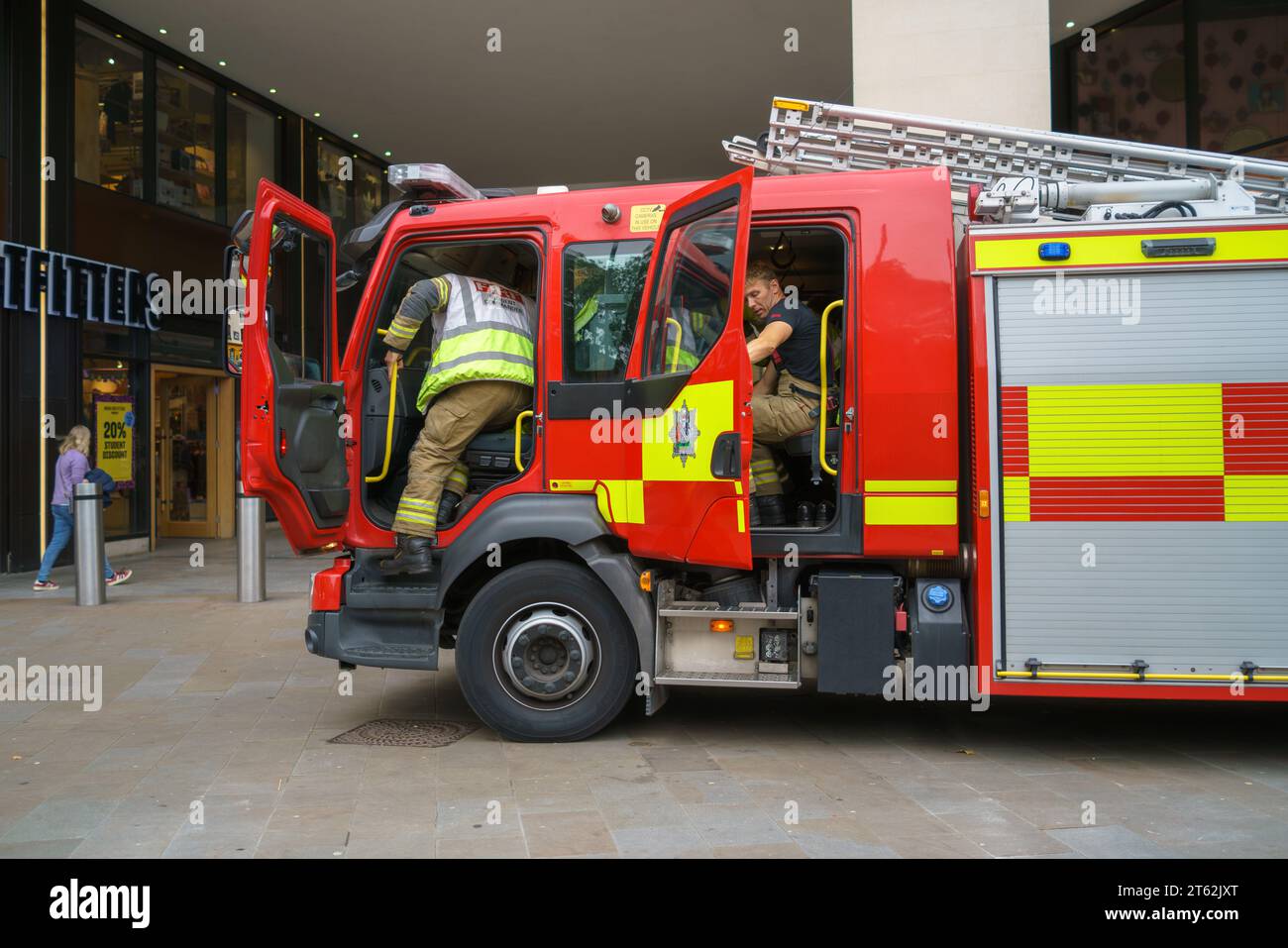Fire engine outside Westgate shopping centre Oxford, England, after ...