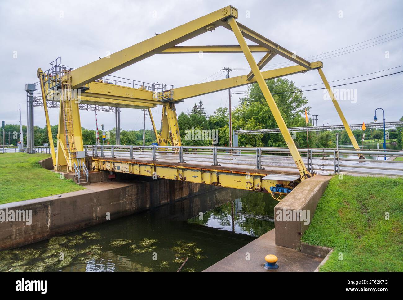 The Lock Island on the Upstate Canal in New York Stock Photo - Alamy
