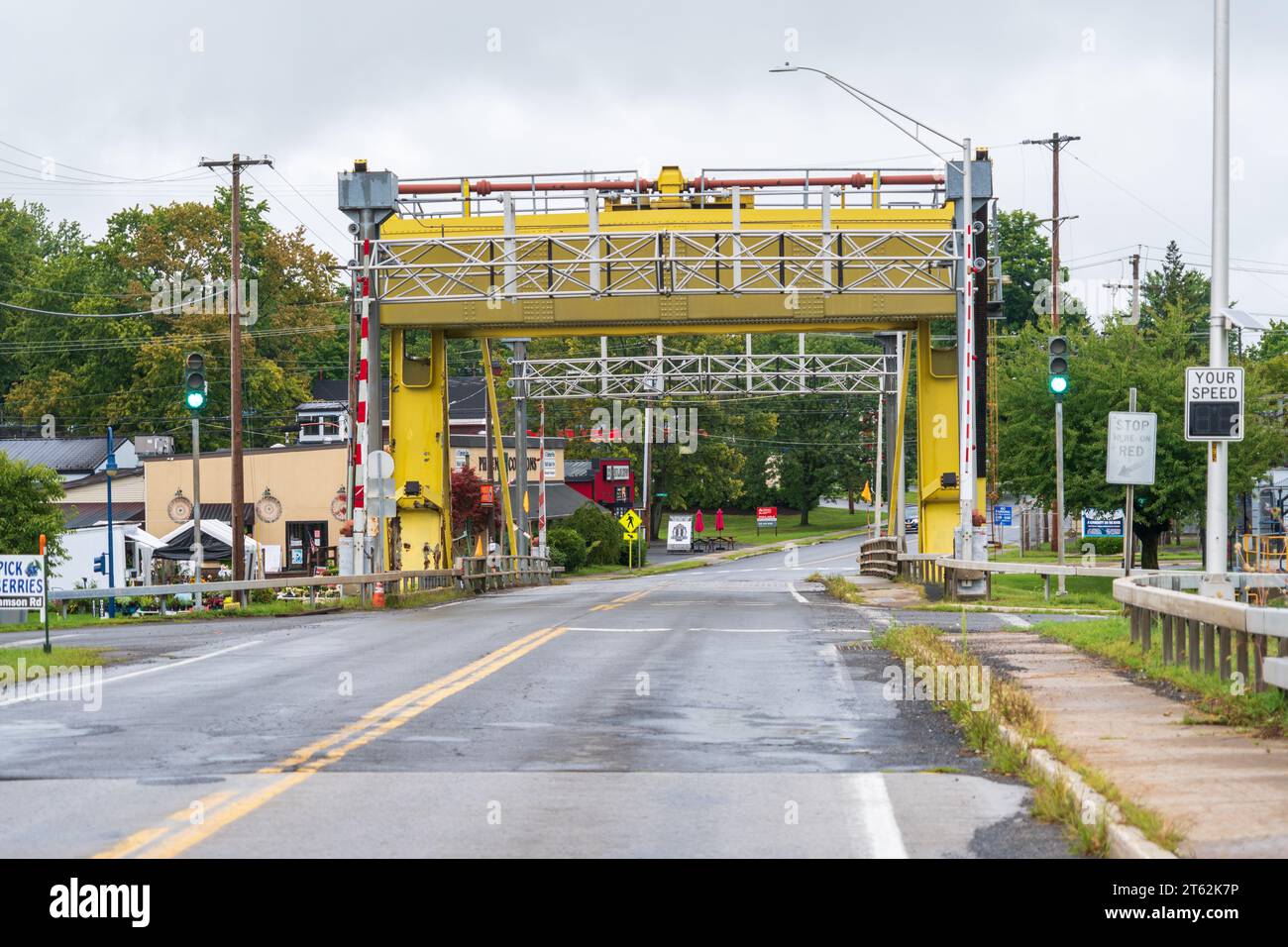 The Lock Island on the Upstate Canal in New York Stock Photo - Alamy
