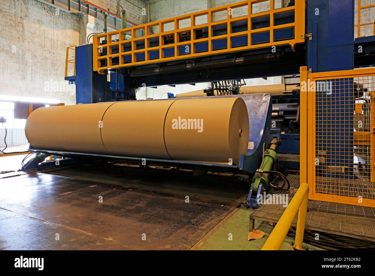 Carton paper production line Stock Photo - Alamy