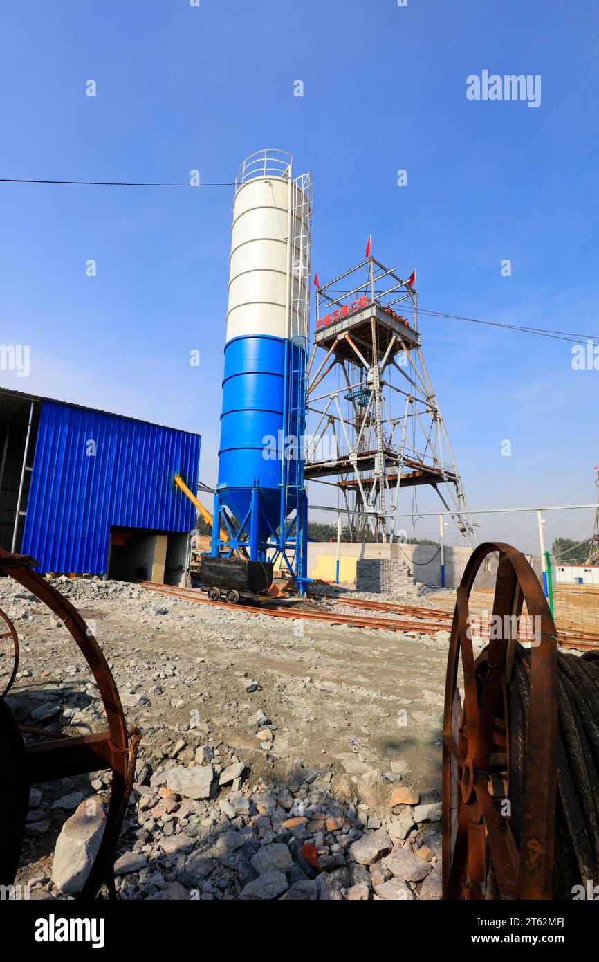 Industrial plant machinery and equipment Stock Photo - Alamy