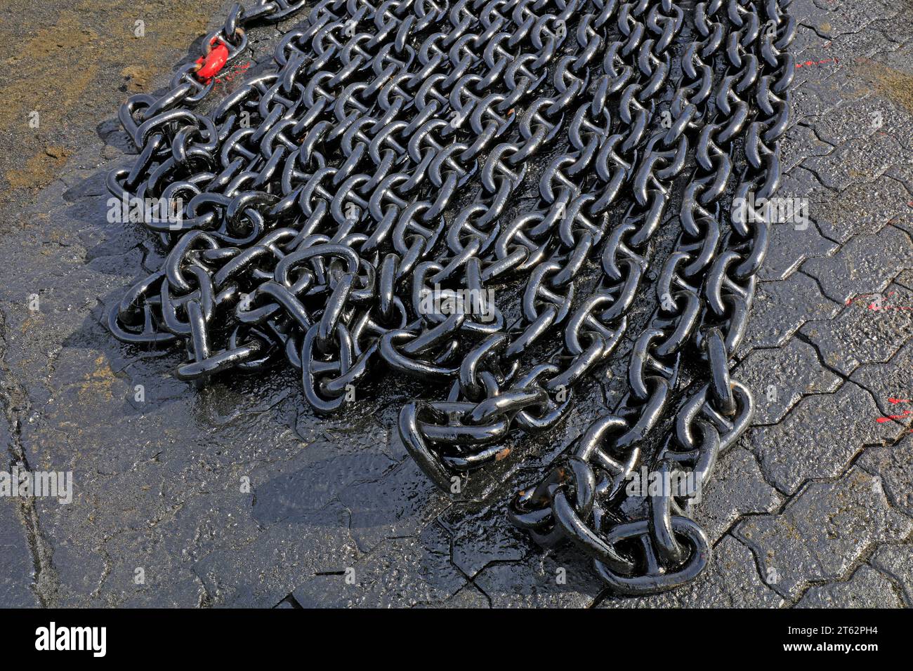oil washed the anchor chain Stock Photo - Alamy