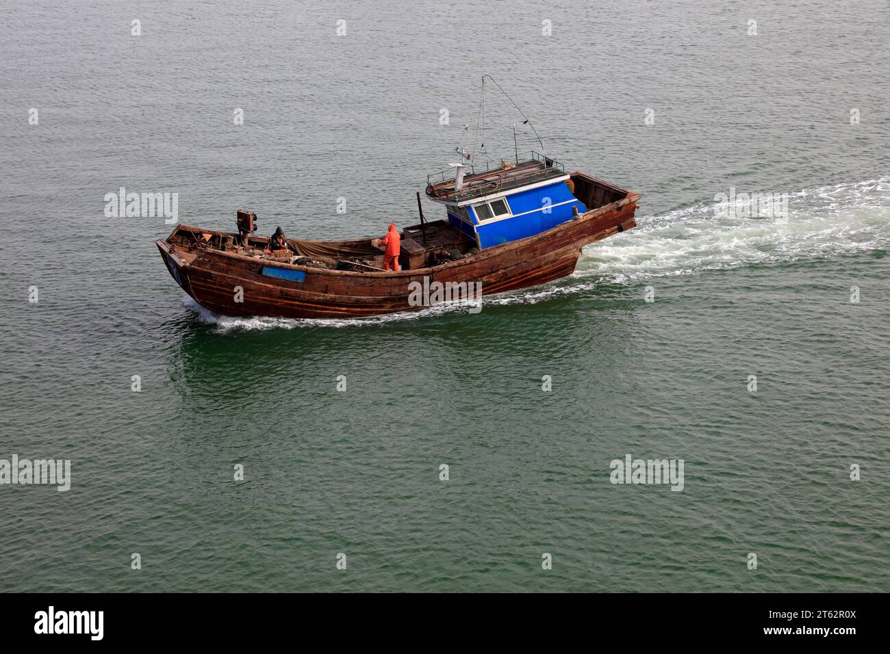 Driving into the sea hi-res stock photography and images - Alamy