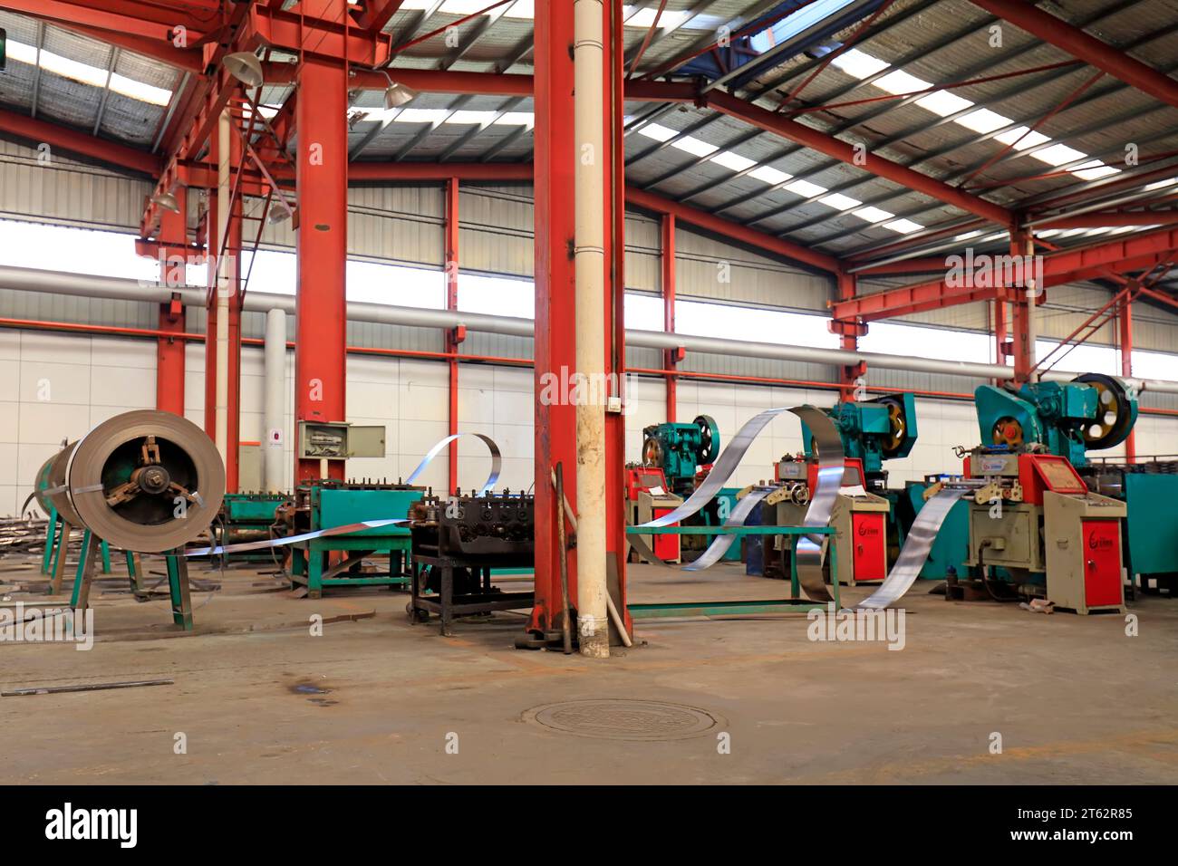 Spade forging hi-res stock photography and images - Alamy