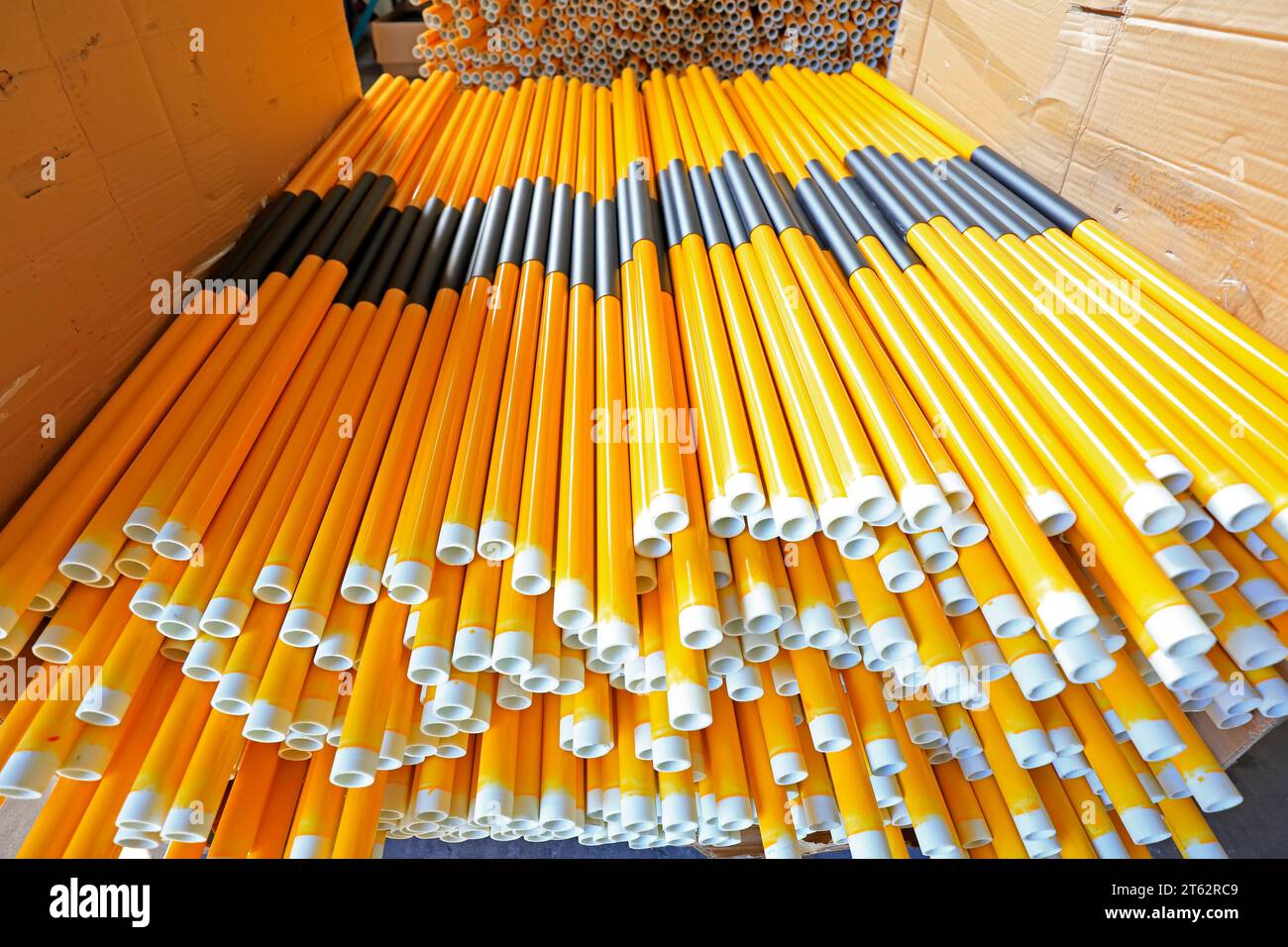 Yellow shovel handle Stock Photo - Alamy