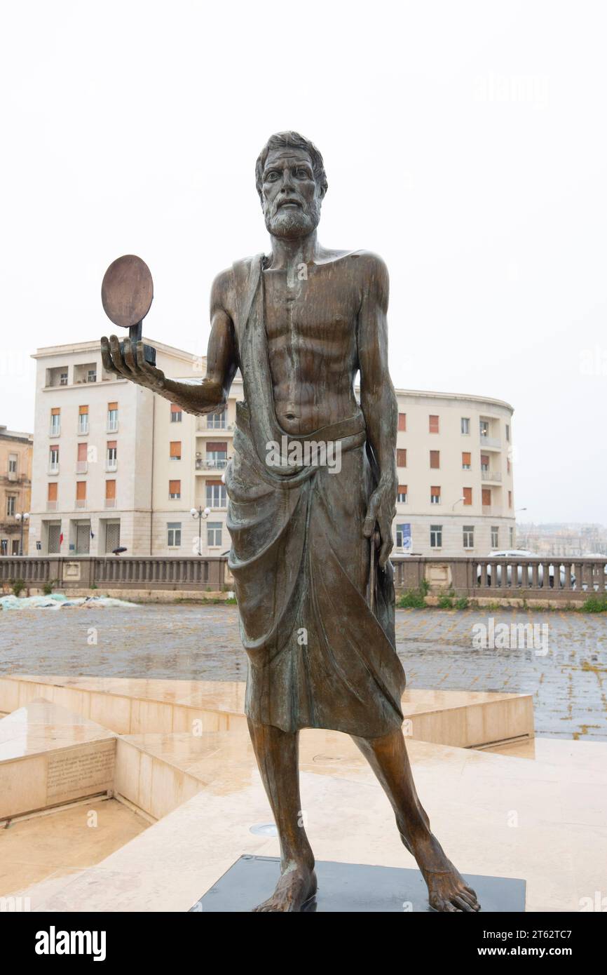 Public Statue of Scientist Archimedes Stock Photo - Alamy