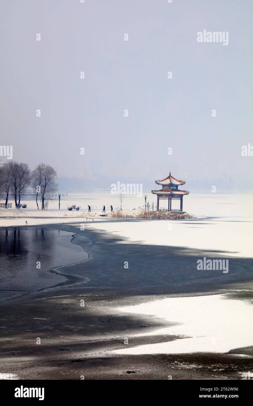 park pavilion snow scene Stock Photo - Alamy