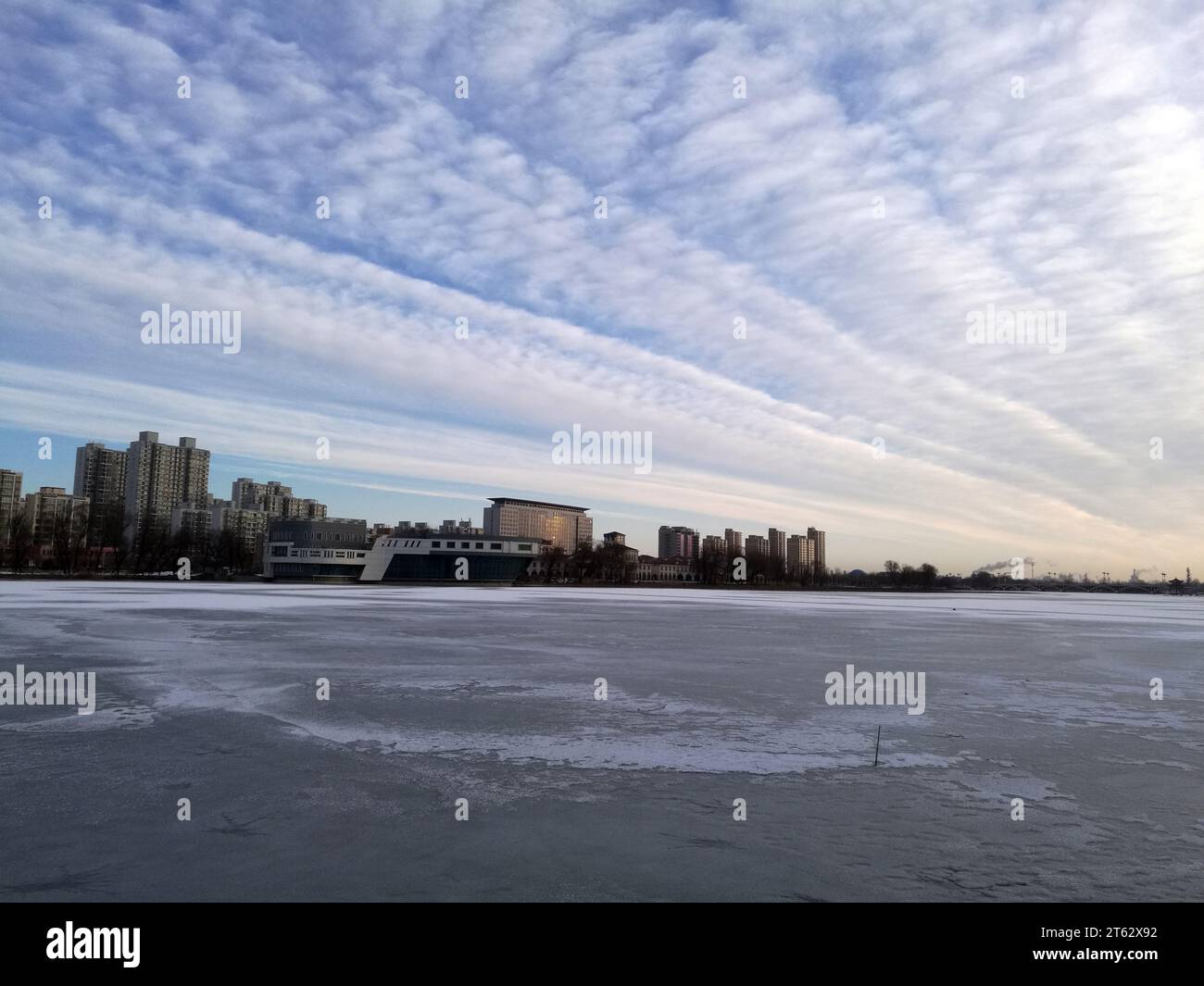 Waterfront City winter scenery Stock Photo - Alamy