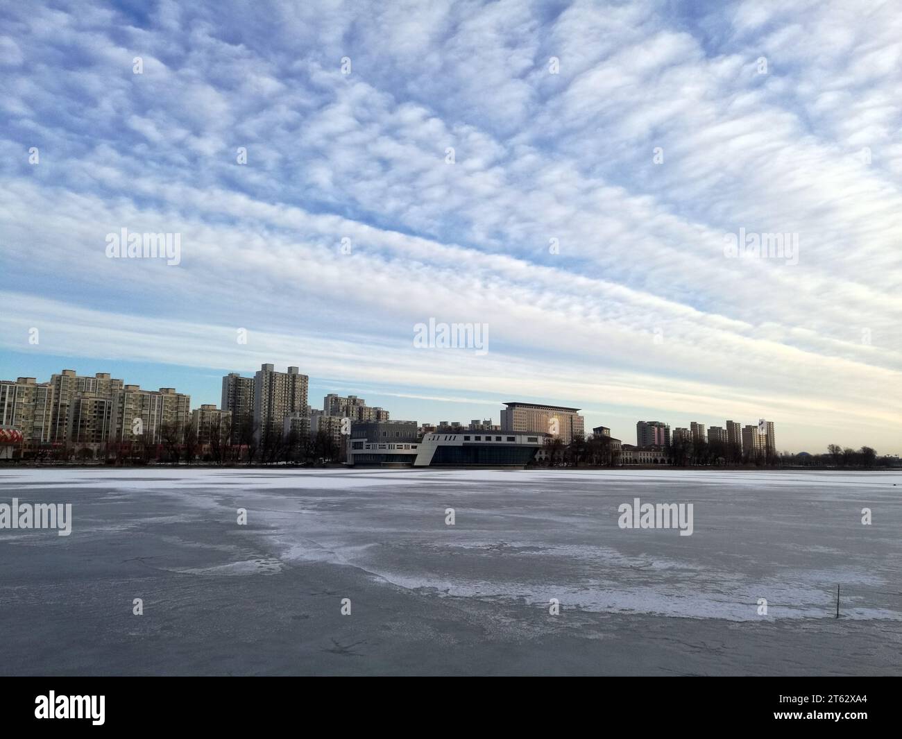 Waterfront City winter scenery Stock Photo - Alamy