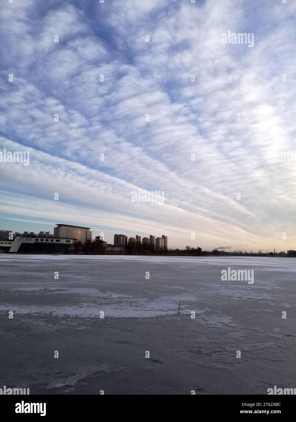 Waterfront City winter scenery Stock Photo - Alamy