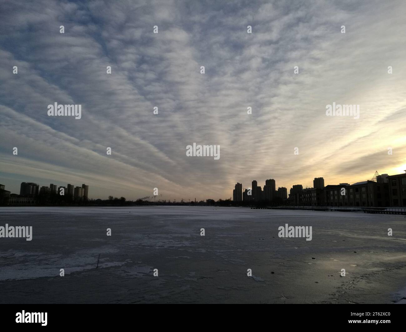 Waterfront City winter scenery Stock Photo - Alamy