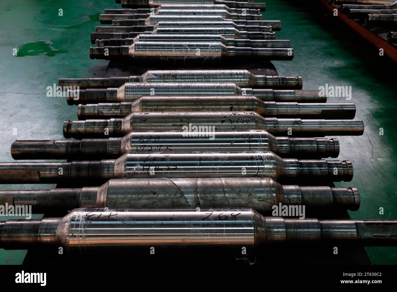 Mechanical rollers hi-res stock photography and images - Alamy