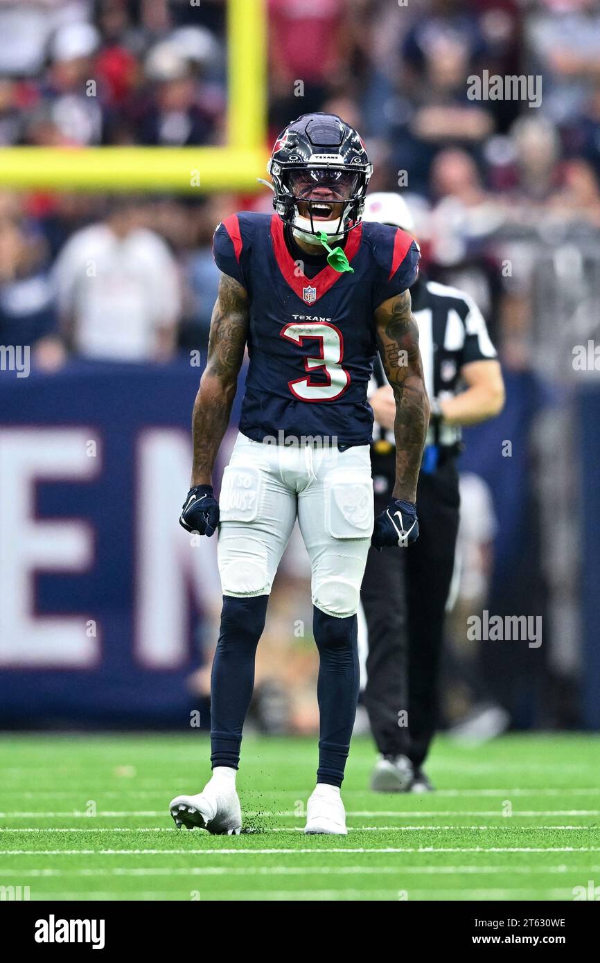 Houston Texans wide receiver Tank Dell (3) reacts in the third quarter ...
