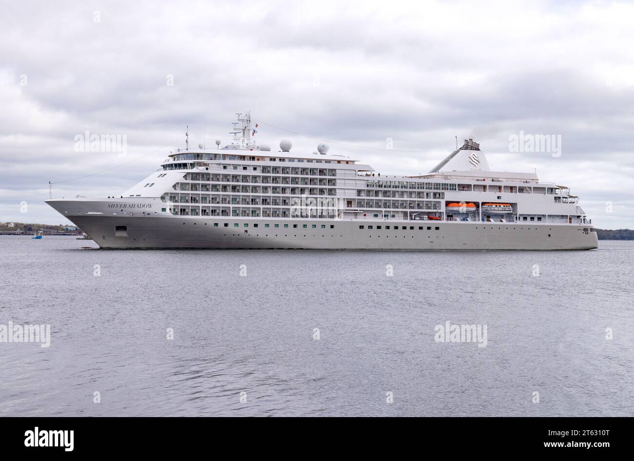 The Silver Shadow cruise ship, of the silversea cruise line, now owned ...