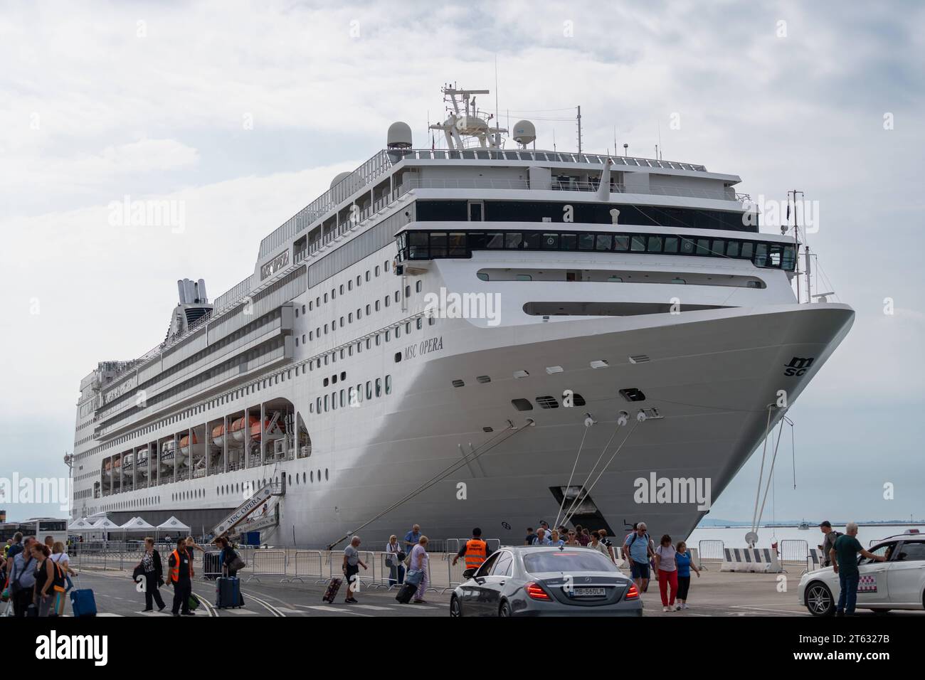 Kreuzfahrtroute hi-res stock photography and images - Alamy