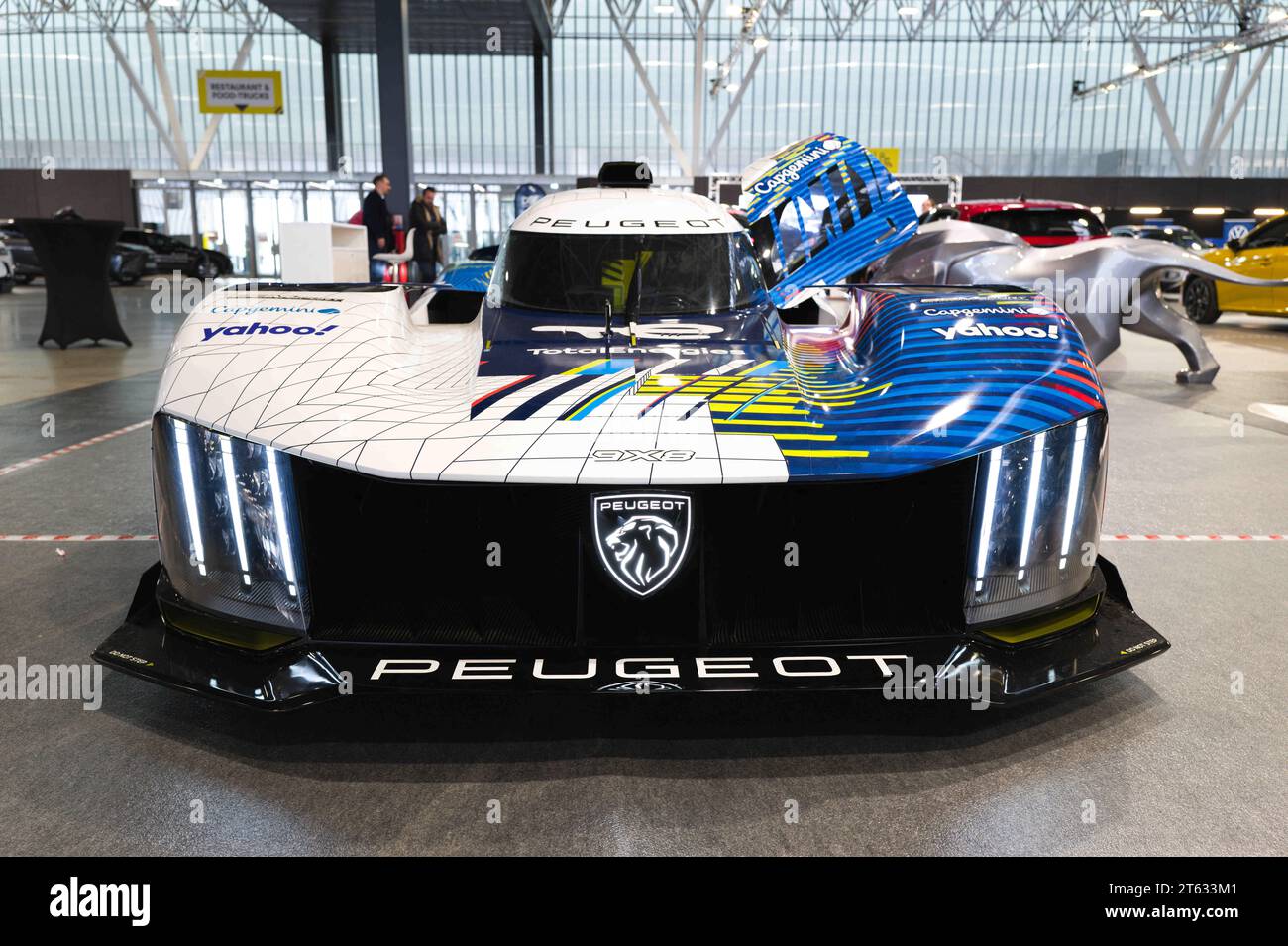 Peugeot 9x8 hybrid hypercar hi-res stock photography and images - Alamy