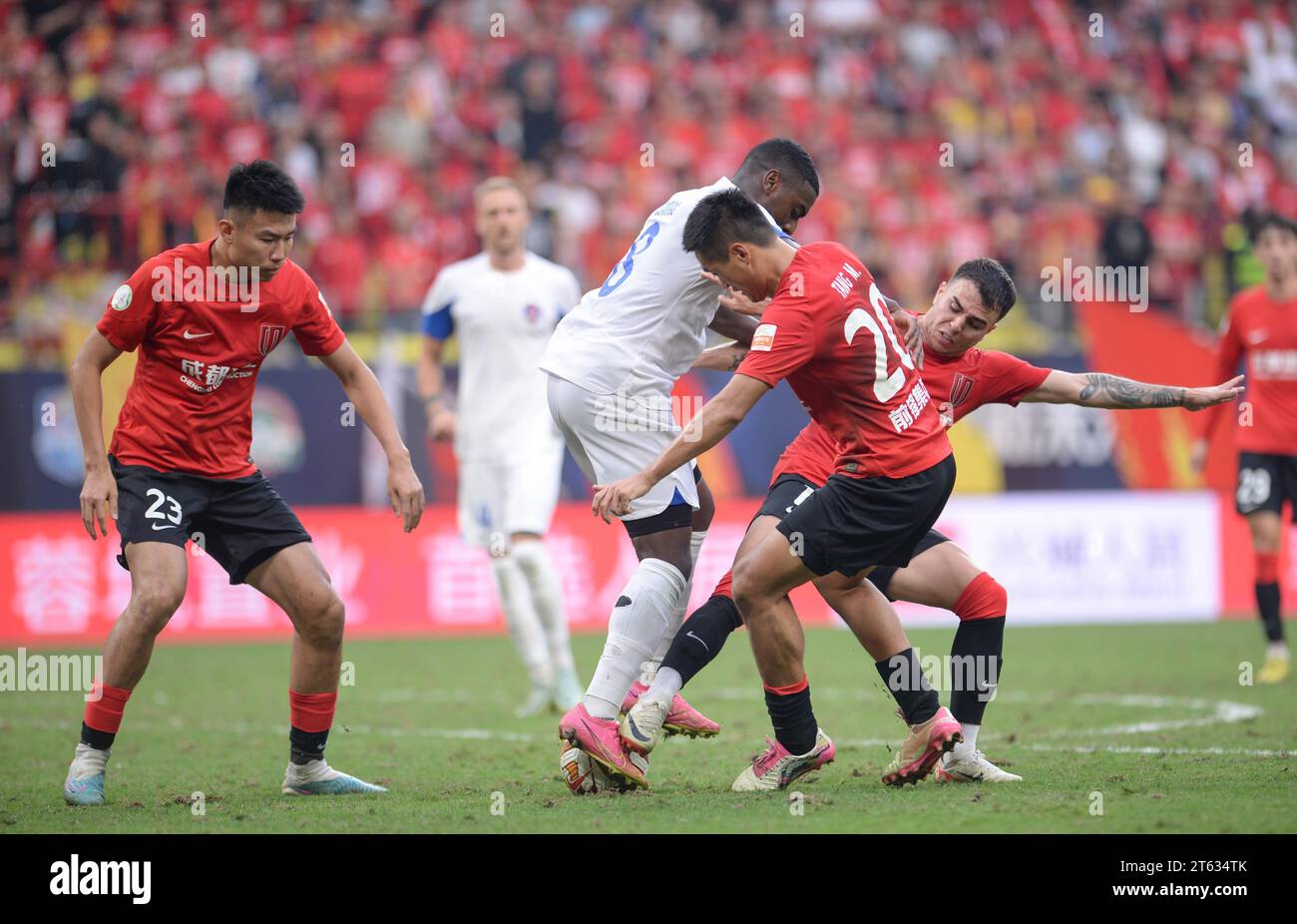 Chengdu Rongcheng Football Club defeated Meizhou Hakka Football Club ...