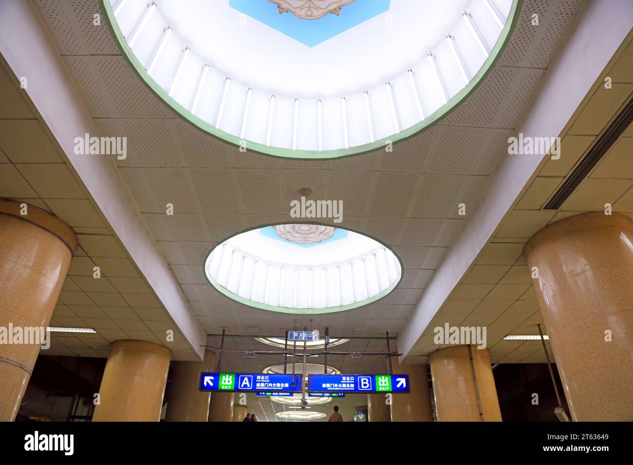 Lighting system at the top of building Stock Photo - Alamy