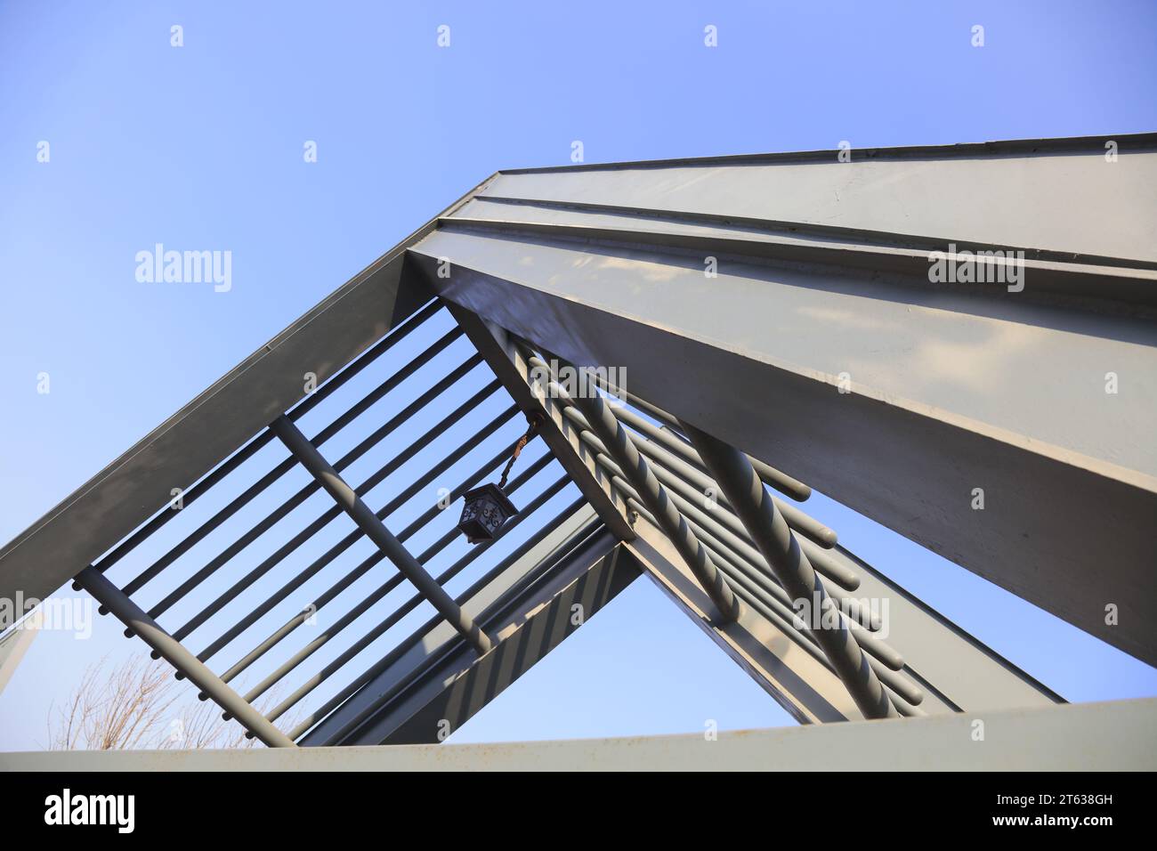 Steel beam structure Stock Photo - Alamy