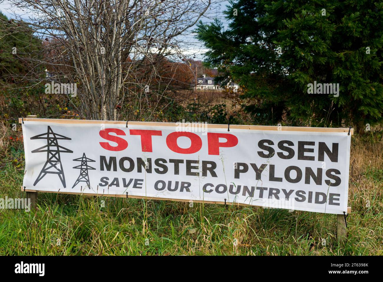Anti pylon Banner by the roadside in Drum village Aberdeenshire, near ...