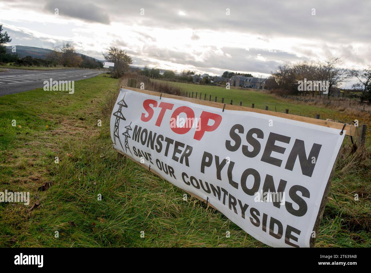Anti pylon Banner by the roadside in Drum village Aberdeenshire, near ...