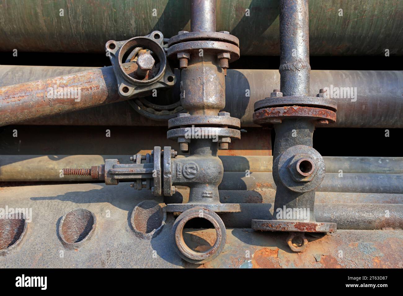 Mechanical piping hi-res stock photography and images - Alamy