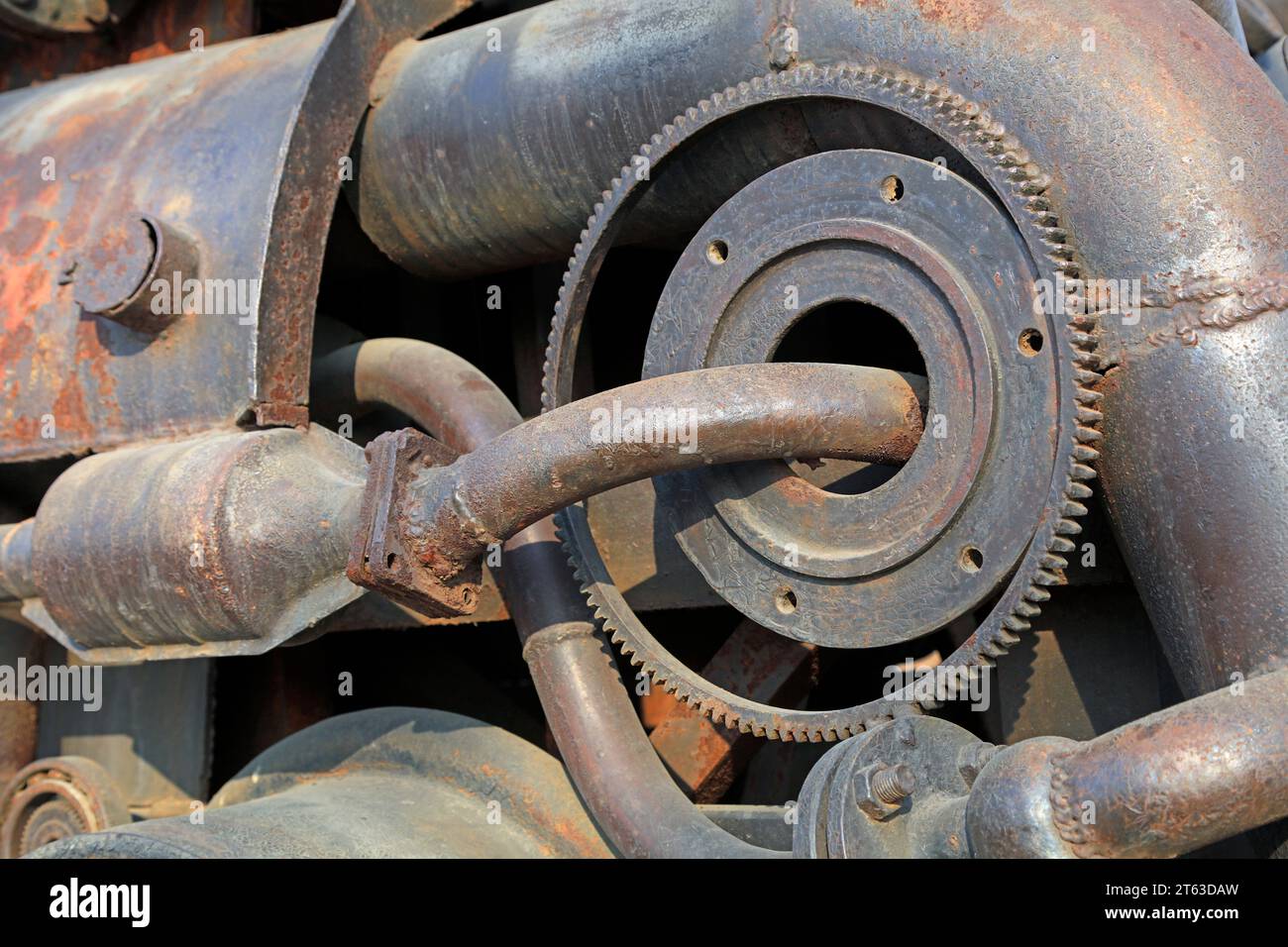 Mechanical device, annular exhaust pipe Stock Photo - Alamy