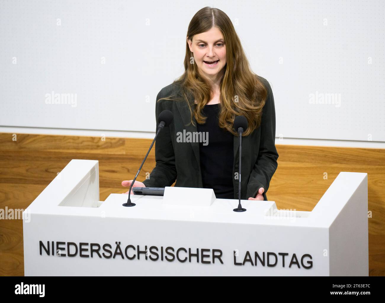 Anne kura hi-res stock photography and images - Alamy