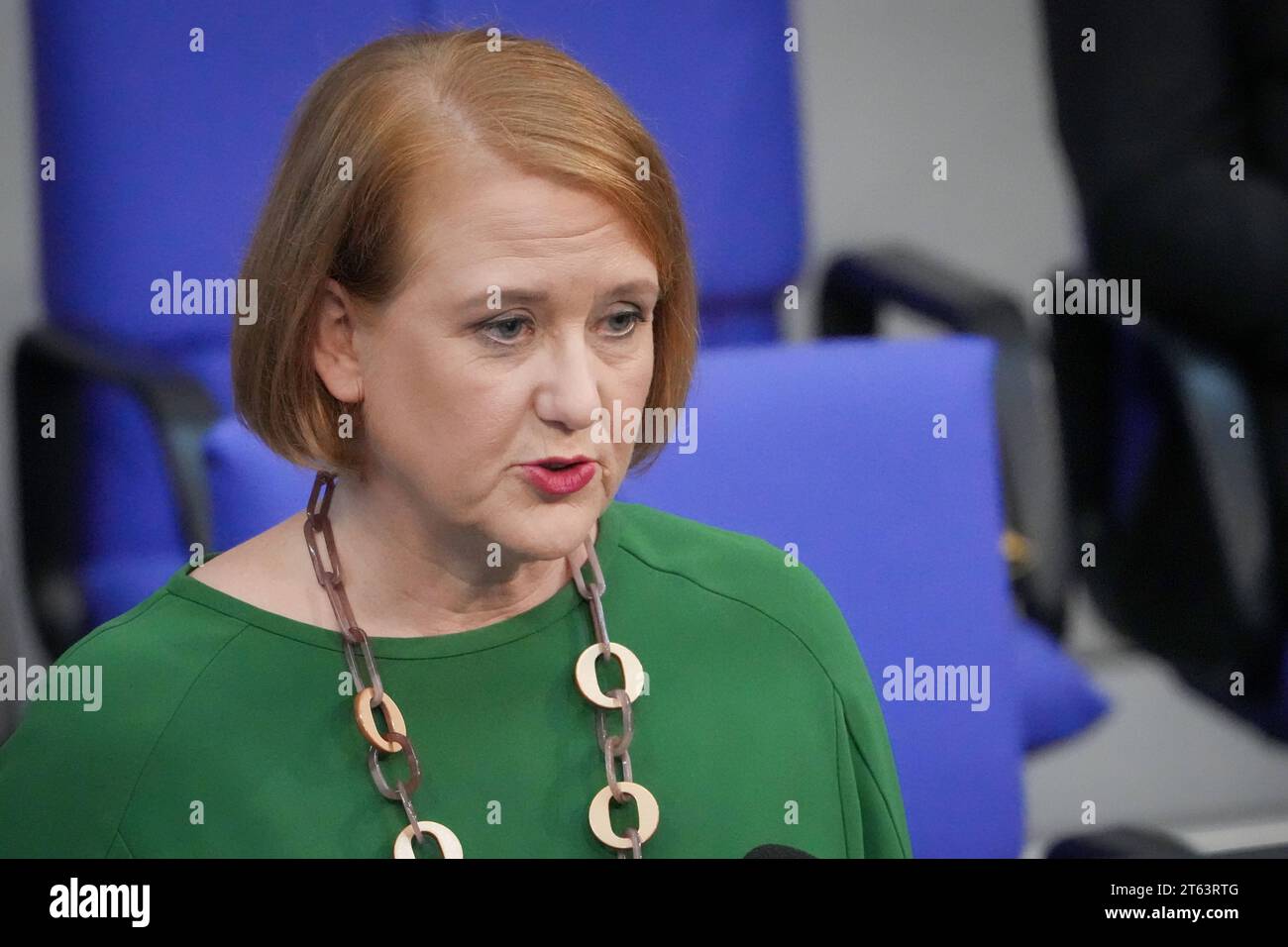 11 133 hi-res stock photography and images - Alamy