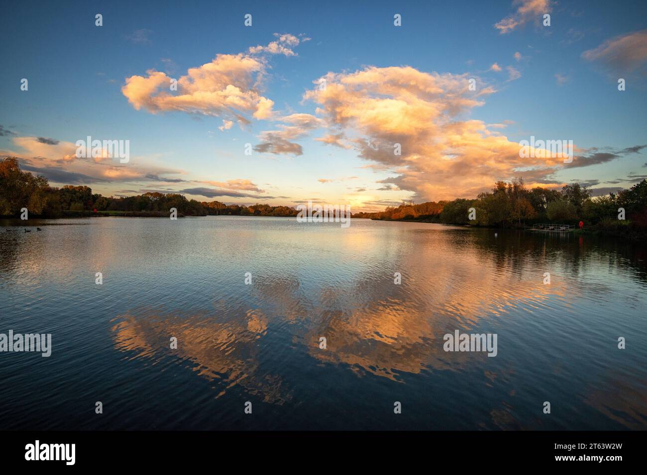 Sunset at Colwick Country Park in Nottingham, Nottinghamshire England ...